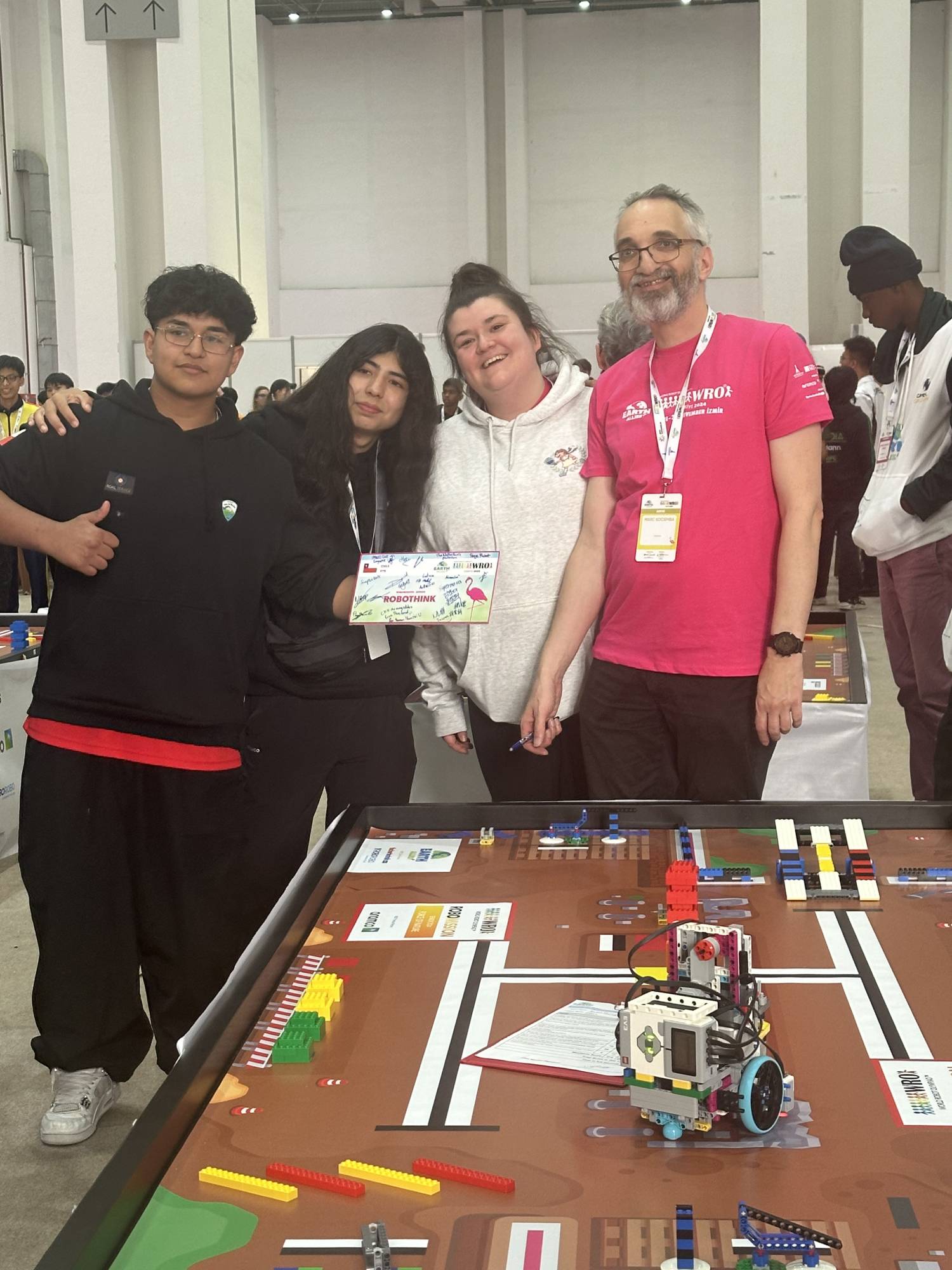 Registro Evento WRO Chile 2025 - Steam Felipe Mora Morgado